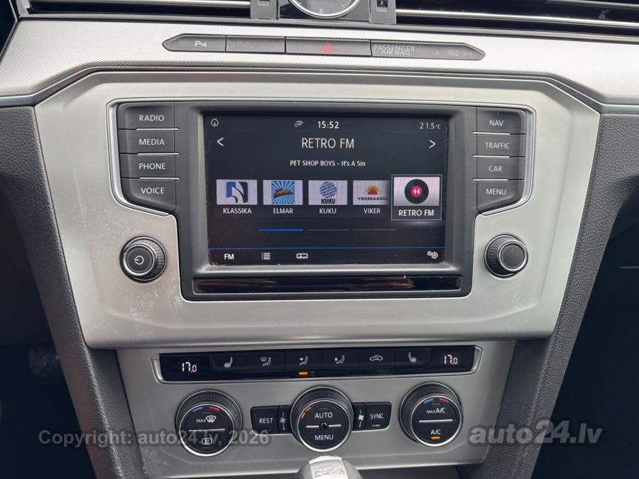 Black Volkswagen Passat 2017 in Paide, with an engine capacity of 1.60 L and mileage of 286 thousand km for 9290 €, photo 17 on AUTOMOTO.COM.LV