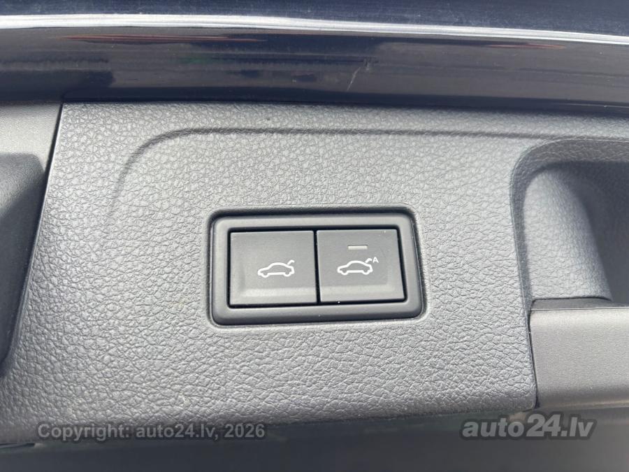 Black Volkswagen Passat 2017 in Paide, with an engine capacity of 1.60 L and mileage of 286 thousand km for 9290 €, photo 28 on AUTOMOTO.COM.LV
