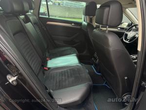 Black Volkswagen Passat 2017 in Tallinn, with an engine capacity of 1.40 L and mileage of 255 thousand km for 9490 €, photo 11 on AUTOMOTO.COM.LV