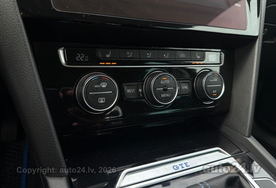 Black Volkswagen Passat 2017 in Tallinn, with an engine capacity of 1.40 L and mileage of 255 thousand km for 9490 €, photo 18 on AUTOMOTO.COM.LV