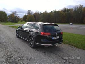 Black Volkswagen Passat 2017 in Tallinn, with an engine capacity of 2.00 L and mileage of 266 thousand km for 16999 €, photo 4 on AUTOMOTO.COM.LV
