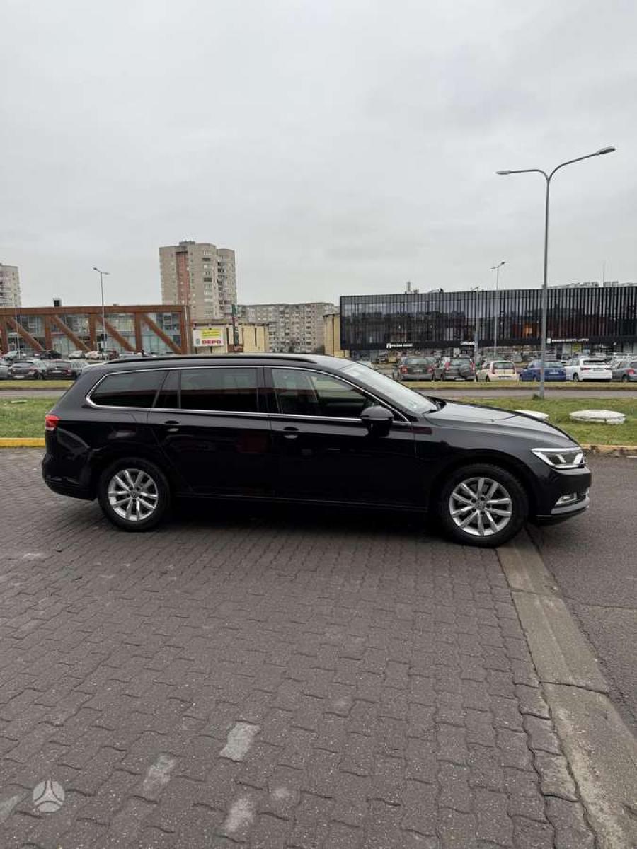 Black Volkswagen Passat 2018 in Panevezys, with an engine capacity of 1.97 L and mileage of 280 thousand km for 9800 €, photo 5 on AUTOMOTO.COM.LV