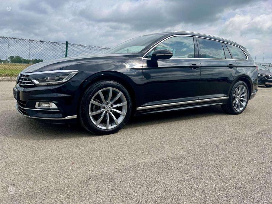 Melns Volkswagen Passat 2018 Marijampole, ar dzinēja tilpumu 1.97 L un nobraukumu 196 tūkst. km par 16698 €, foto 2 vietnē AUTOMOTO.COM.LV
