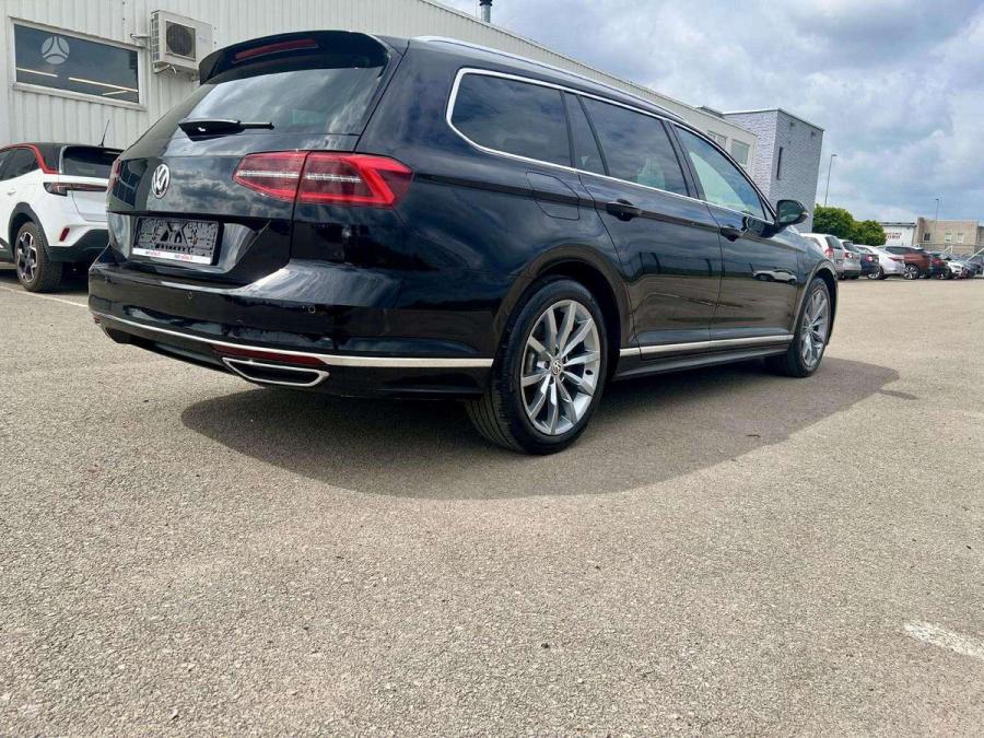 Melns Volkswagen Passat 2018 Marijampole, ar dzinēja tilpumu 1.97 L un nobraukumu 196 tūkst. km par 16698 €, foto 7 vietnē AUTOMOTO.COM.LV