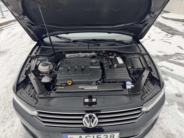 Melns Volkswagen Passat 2018 Viļņa, ar dzinēja tilpumu 1.60 L un nobraukumu 268 tūkst. km par 8250 €, foto 10 vietnē AUTOMOTO.COM.LV