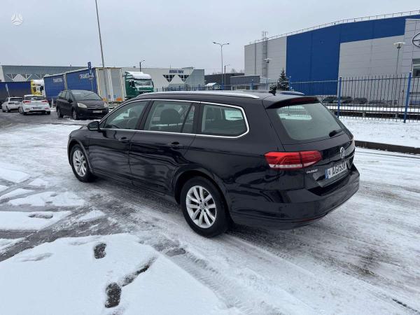 Melns Volkswagen Passat 2018 Viļņa, ar dzinēja tilpumu 1.60 L un nobraukumu 268 tūkst. km par 8100 €, foto 3 vietnē AUTOMOTO.COM.LV