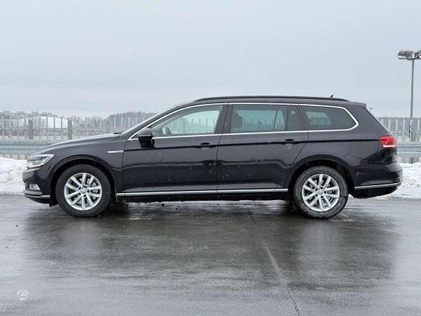Melns Volkswagen Passat 2018 Viļņa, ar dzinēja tilpumu 2.00 L un nobraukumu 211 tūkst. km par 13500 €, foto 2 vietnē AUTOMOTO.COM.LV