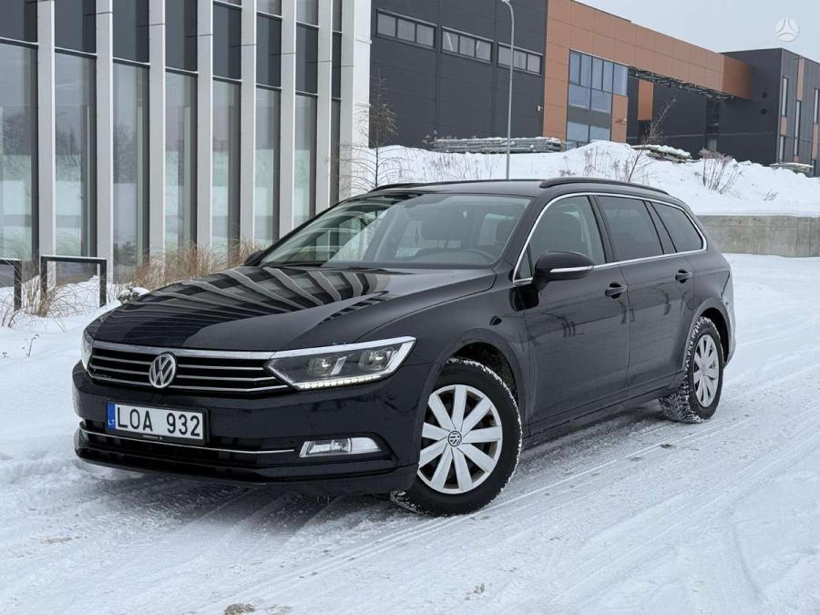 Black Volkswagen Passat 2018 in Vilnius, with an engine capacity of 1.40 L and mileage of 187 thousand km for 13500 €, photo 1 on AUTOMOTO.COM.LV