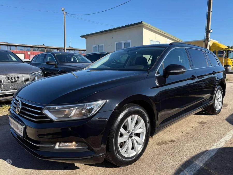 Black Volkswagen Passat 2018 in Vilnius, with an engine capacity of 1.97 L and mileage of 251 thousand km for 8990 €, photo 1 on AUTOMOTO.COM.LV