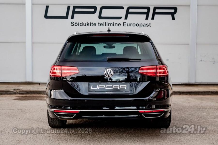 Melns Volkswagen Passat 2018 Pērnava, ar dzinēja tilpumu 2.00 L un nobraukumu 158 tūkst. km par 18990 €, foto 10 vietnē AUTOMOTO.COM.LV