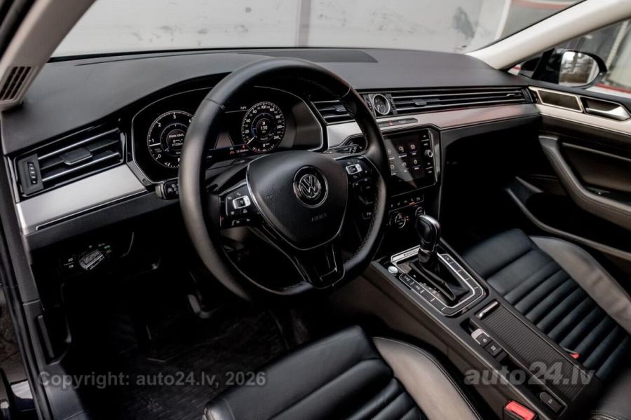 Melns Volkswagen Passat 2018 Pērnava, ar dzinēja tilpumu 2.00 L un nobraukumu 158 tūkst. km par 18990 €, foto 13 vietnē AUTOMOTO.COM.LV