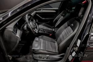 Melns Volkswagen Passat 2018 Pērnava, ar dzinēja tilpumu 2.00 L un nobraukumu 192 tūkst. km par 18500 €, foto 12 vietnē AUTOMOTO.COM.LV
