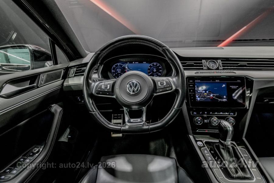 Melns Volkswagen Passat 2018 Pērnava, ar dzinēja tilpumu 2.00 L un nobraukumu 192 tūkst. km par 18500 €, foto 18 vietnē AUTOMOTO.COM.LV