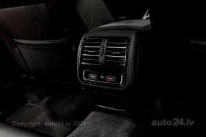 Melns Volkswagen Passat 2018 Pērnava, ar dzinēja tilpumu 2.00 L un nobraukumu 192 tūkst. km par 18500 €, foto 24 vietnē AUTOMOTO.COM.LV