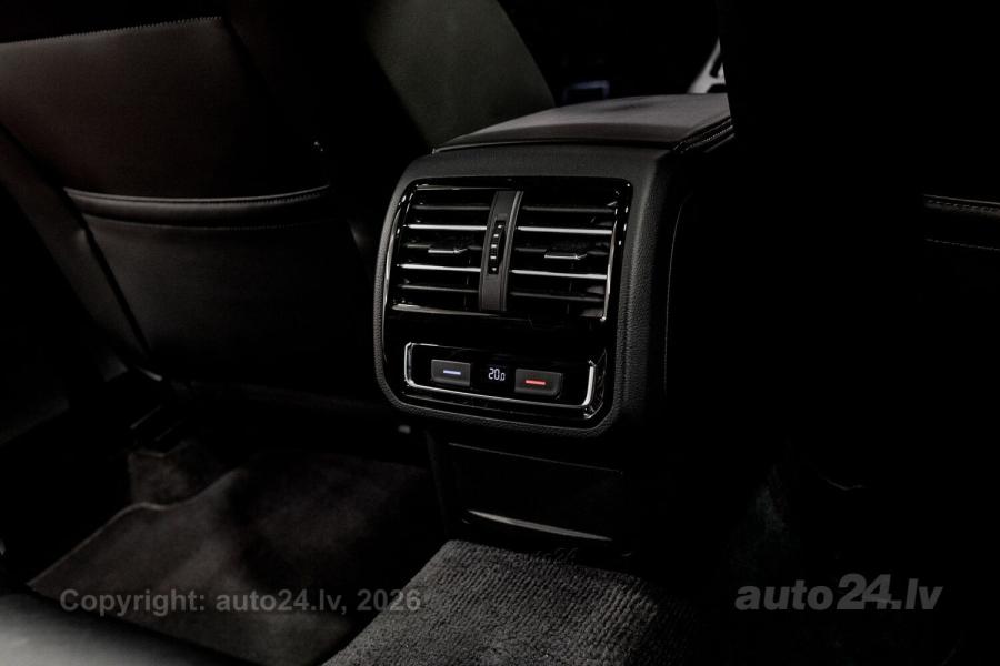 Melns Volkswagen Passat 2018 Pērnava, ar dzinēja tilpumu 2.00 L un nobraukumu 192 tūkst. km par 18500 €, foto 24 vietnē AUTOMOTO.COM.LV