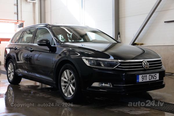 Black Volkswagen Passat 2018 in Tartu, with an engine capacity of 2.00 L and mileage of 255 thousand km for 15500 €, photo 3 on AUTOMOTO.COM.LV
