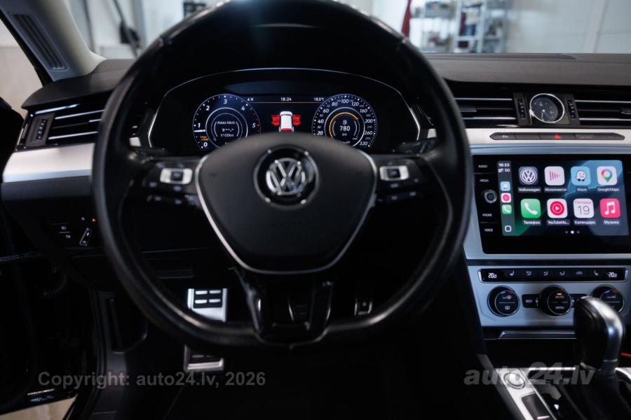 Black Volkswagen Passat 2018 in Tartu, with an engine capacity of 2.00 L and mileage of 255 thousand km for 15500 €, photo 5 on AUTOMOTO.COM.LV
