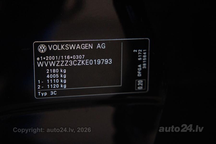 Black Volkswagen Passat 2018 in Tartu, with an engine capacity of 2.00 L and mileage of 255 thousand km for 15500 €, photo 16 on AUTOMOTO.COM.LV