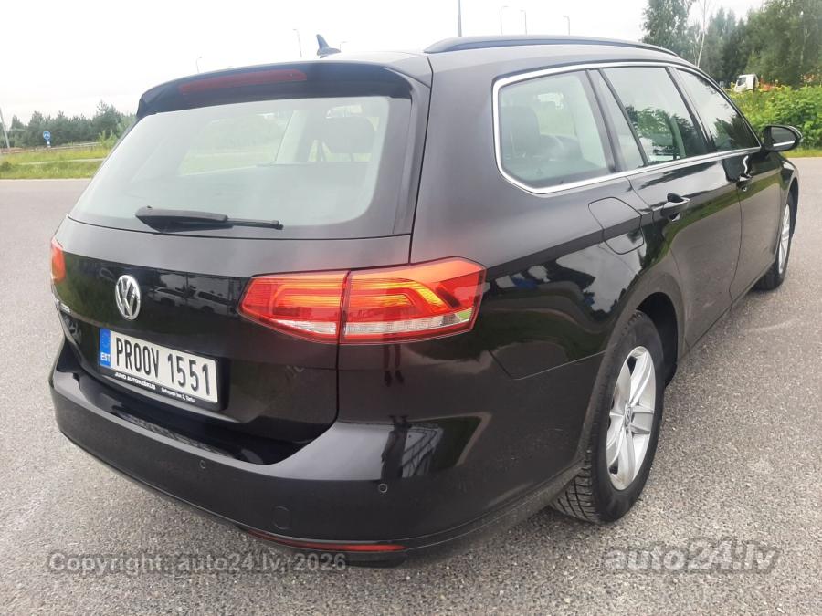 Black Volkswagen Passat 2018 in Tartu, with an engine capacity of 2.00 L and mileage of 225 thousand km for 12990 €, photo 8 on AUTOMOTO.COM.LV