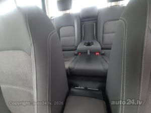 Black Volkswagen Passat 2018 in Tartu, with an engine capacity of 2.00 L and mileage of 225 thousand km for 12990 €, photo 13 on AUTOMOTO.COM.LV