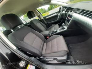 Black Volkswagen Passat 2018 in Tartu, with an engine capacity of 2.00 L and mileage of 225 thousand km for 12990 €, photo 15 on AUTOMOTO.COM.LV