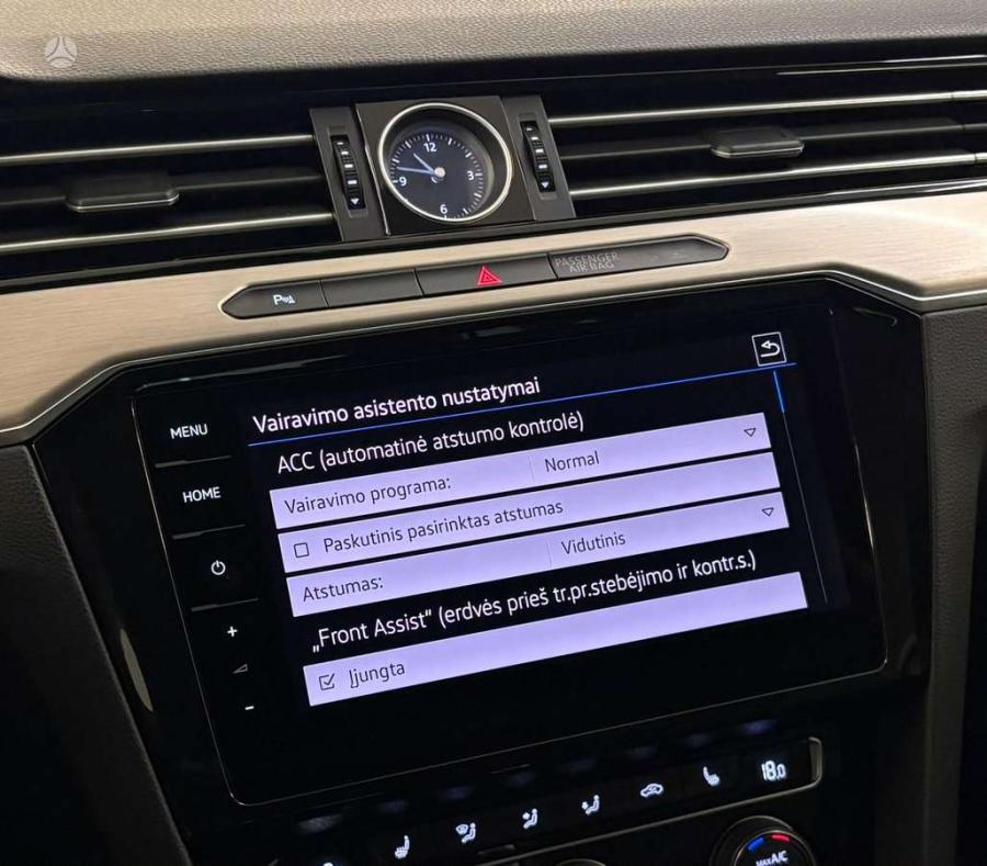 Melns Volkswagen Passat 2018 Marijampole, ar dzinēja tilpumu 1.97 L un nobraukumu 219 tūkst. km par 13950 €, foto 24 vietnē AUTOMOTO.COM.LV
