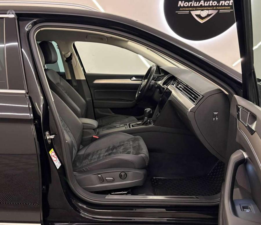 Melns Volkswagen Passat 2018 Marijampole, ar dzinēja tilpumu 1.97 L un nobraukumu 219 tūkst. km par 13950 €, foto 43 vietnē AUTOMOTO.COM.LV