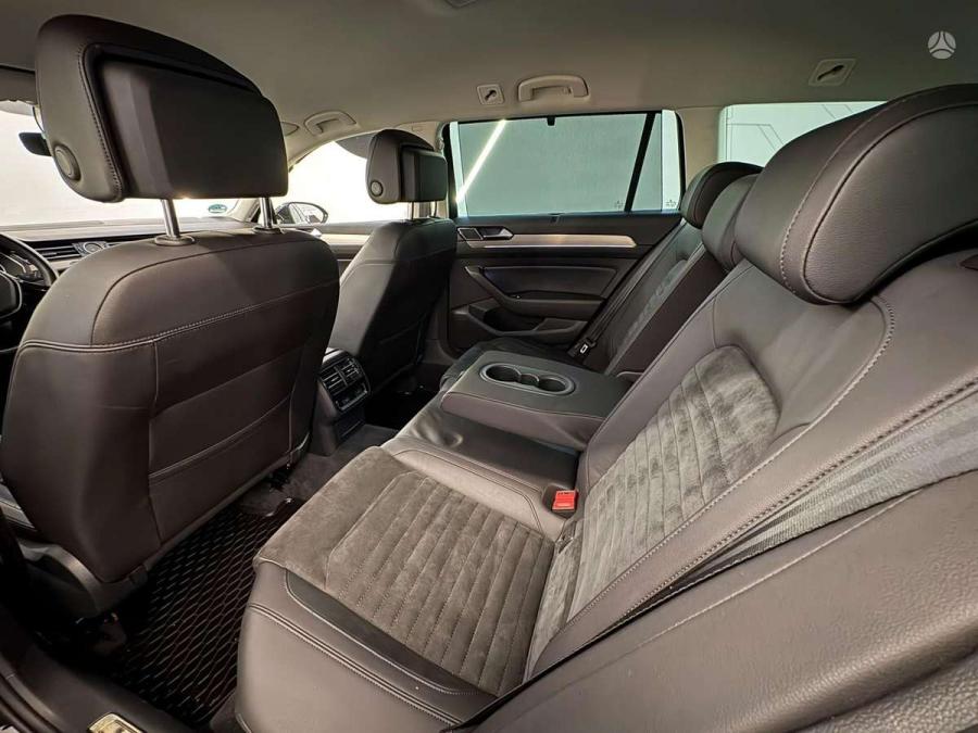 Melns Volkswagen Passat 2018 Marijampole, ar dzinēja tilpumu 1.97 L un nobraukumu 219 tūkst. km par 13950 €, foto 55 vietnē AUTOMOTO.COM.LV