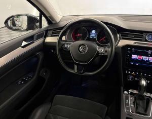 Melns Volkswagen Passat 2018 Marijampole, ar dzinēja tilpumu 1.97 L un nobraukumu 219 tūkst. km par 13950 €, foto 58 vietnē AUTOMOTO.COM.LV