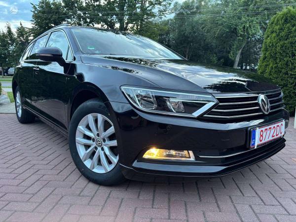 Black Volkswagen Passat 2018 in Kaunas, with an engine capacity of 1.50 L and mileage of 160 thousand km for 12490 €, photo 2 on AUTOMOTO.COM.LV