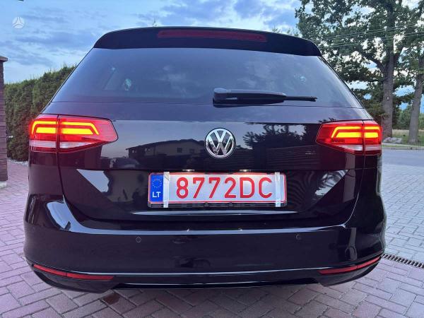 Black Volkswagen Passat 2018 in Kaunas, with an engine capacity of 1.50 L and mileage of 160 thousand km for 12490 €, photo 8 on AUTOMOTO.COM.LV