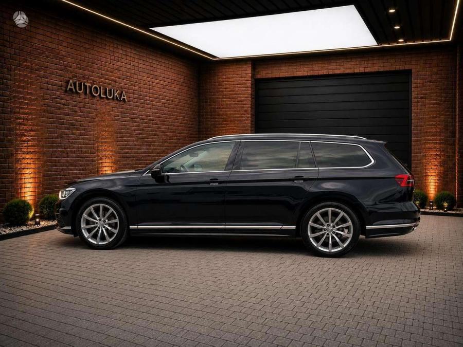Black Volkswagen Passat 2018 in Marijampole, with an engine capacity of 1.97 L and mileage of 196 thousand km for 16577 €, photo 8 on AUTOMOTO.COM.LV