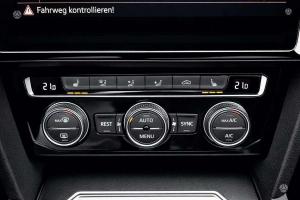 Black Volkswagen Passat 2018 in Marijampole, with an engine capacity of 1.97 L and mileage of 196 thousand km for 16577 €, photo 19 on AUTOMOTO.COM.LV
