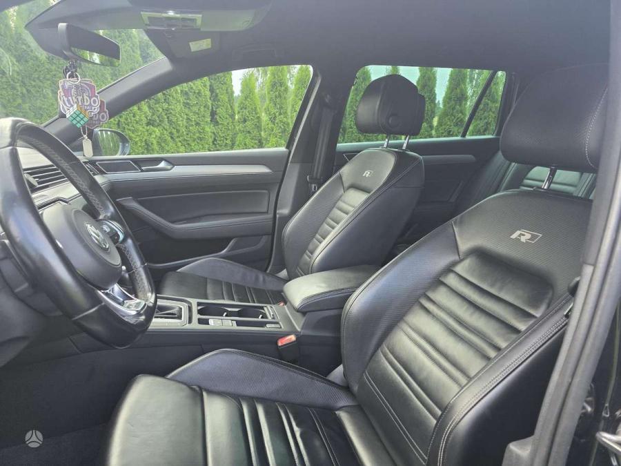 Melns Volkswagen Passat 2018 Viļņa, ar dzinēja tilpumu 1.97 L un nobraukumu 271 tūkst. km par 12000 €, foto 10 vietnē AUTOMOTO.COM.LV