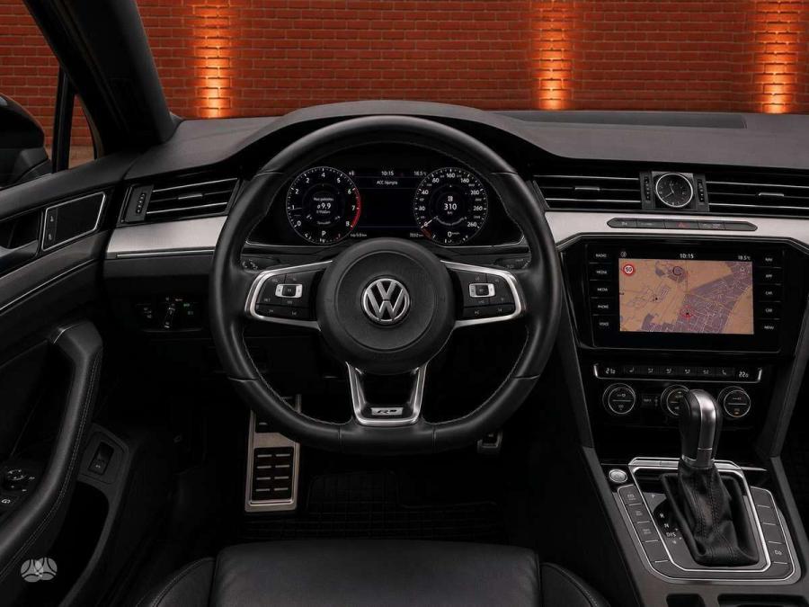 Black Volkswagen Passat 2018 in Marijampole, with an engine capacity of 1.97 L and mileage of 196 thousand km for 16577 €, photo 13 on AUTOMOTO.COM.LV