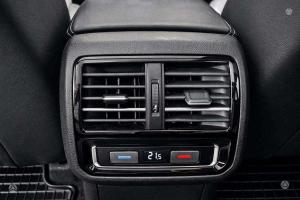Black Volkswagen Passat 2018 in Marijampole, with an engine capacity of 1.97 L and mileage of 196 thousand km for 16577 €, photo 26 on AUTOMOTO.COM.LV