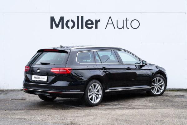 Melns Volkswagen Passat 2018 Rīga, ar dzinēja tilpumu 2.00 L un nobraukumu 180 tūkst. km par 13800 €, foto 5 vietnē AUTOMOTO.COM.LV