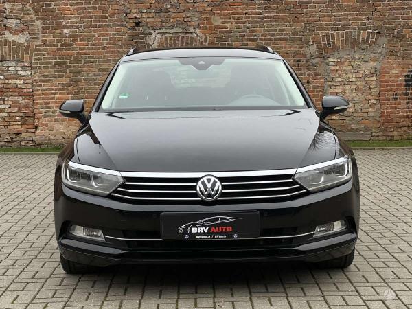 Black Volkswagen Passat 2019 in Kedainiai, with an engine capacity of 1.97 L and mileage of 270 thousand km for 12700 €, photo 3 on AUTOMOTO.COM.LV