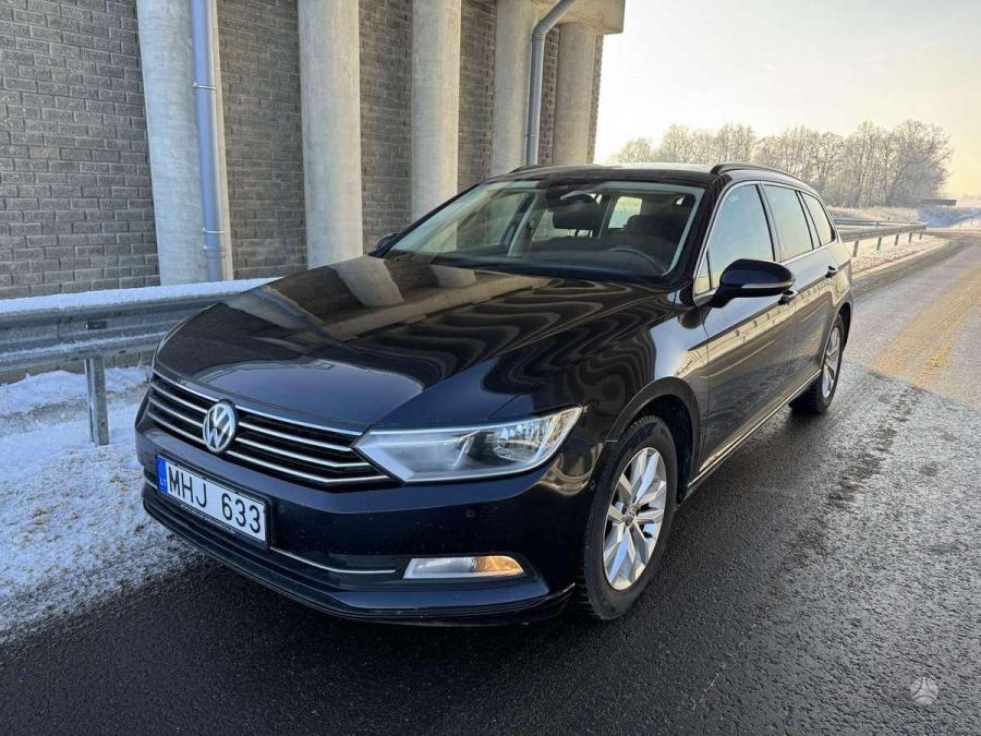 Black Volkswagen Passat 2019 in Marijampole, with an engine capacity of 2.00 L and mileage of 240 thousand km for 9750 €, photo 1 on AUTOMOTO.COM.LV