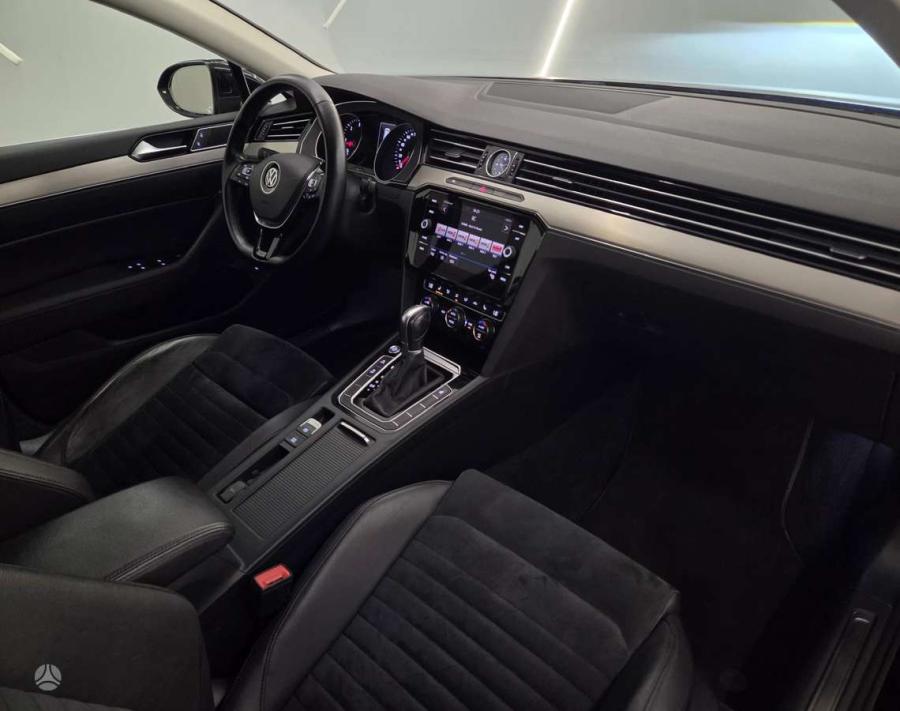 Melns Volkswagen Passat 2019 Marijampole, ar dzinēja tilpumu 1.97 L un nobraukumu 295 tūkst. km par 12450 €, foto 10 vietnē AUTOMOTO.COM.LV