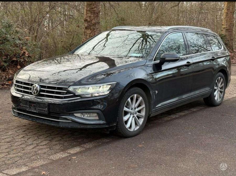 Black Volkswagen Passat 2019 in Kelme, with an engine capacity of 1.97 L and mileage of 178 thousand km for 12500 €, photo 1 on AUTOMOTO.COM.LV
