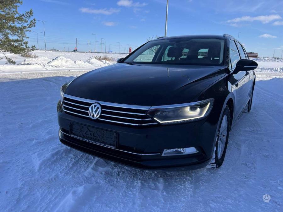 Black Volkswagen Passat 2019 in Siauliai, with an engine capacity of 1.97 L and mileage of 198 thousand km for 10400 €, photo 1 on AUTOMOTO.COM.LV