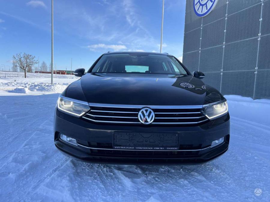 Black Volkswagen Passat 2019 in Siauliai, with an engine capacity of 1.97 L and mileage of 198 thousand km for 10400 €, photo 2 on AUTOMOTO.COM.LV