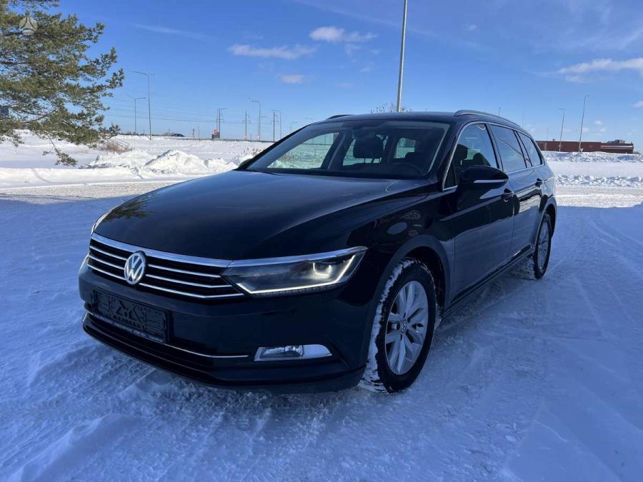 Black Volkswagen Passat 2019 in Siauliai, with an engine capacity of 1.97 L and mileage of 198 thousand km for 10400 €, photo 3 on AUTOMOTO.COM.LV