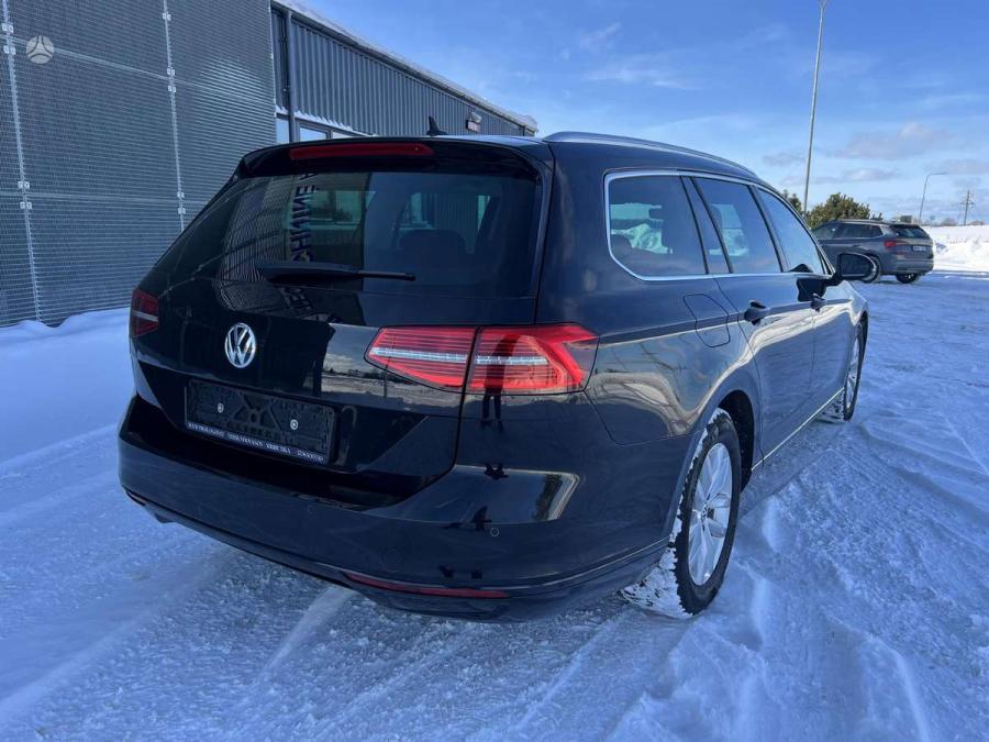 Black Volkswagen Passat 2019 in Siauliai, with an engine capacity of 1.97 L and mileage of 198 thousand km for 10400 €, photo 10 on AUTOMOTO.COM.LV