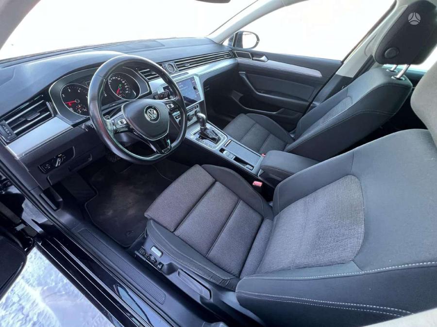 Black Volkswagen Passat 2019 in Siauliai, with an engine capacity of 1.97 L and mileage of 198 thousand km for 10400 €, photo 13 on AUTOMOTO.COM.LV
