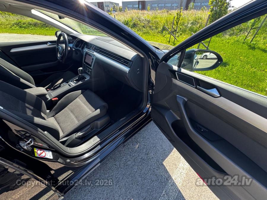Melns Volkswagen Passat 2019 Tallina, ar dzinēja tilpumu 1.50 L un nobraukumu 154 tūkst. km par 15500 €, foto 12 vietnē AUTOMOTO.COM.LV