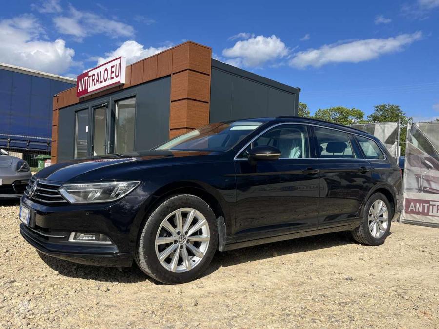 Black Volkswagen Passat 2019 in Kaunas, with an engine capacity of 1.97 L and mileage of 193 thousand km for 12000 €, photo 3 on AUTOMOTO.COM.LV