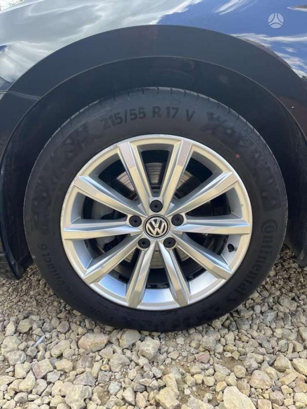 Black Volkswagen Passat 2019 in Kaunas, with an engine capacity of 1.97 L and mileage of 193 thousand km for 12000 €, photo 8 on AUTOMOTO.COM.LV