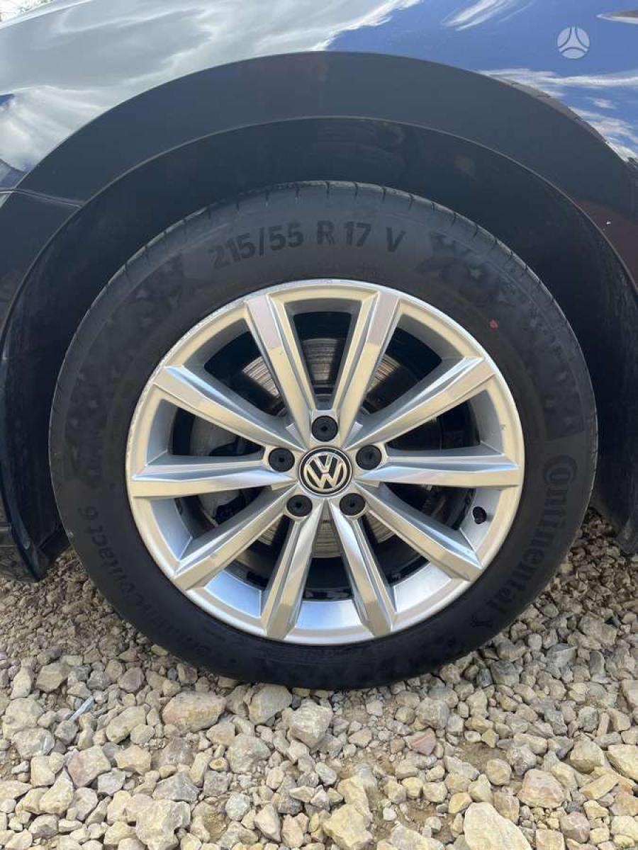 Black Volkswagen Passat 2019 in Kaunas, with an engine capacity of 1.97 L and mileage of 193 thousand km for 12000 €, photo 9 on AUTOMOTO.COM.LV
